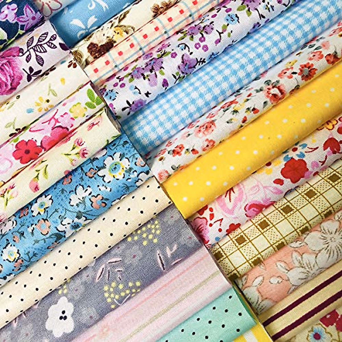 Quilting Fabric, Misscrafts Cotton Craft Fabric Bundle Squares Patchwork Pre-Cut Quilt Squares for DIY Sewing Scrapbooking Quilting Dot Pattern (50PCS 20X20cm)