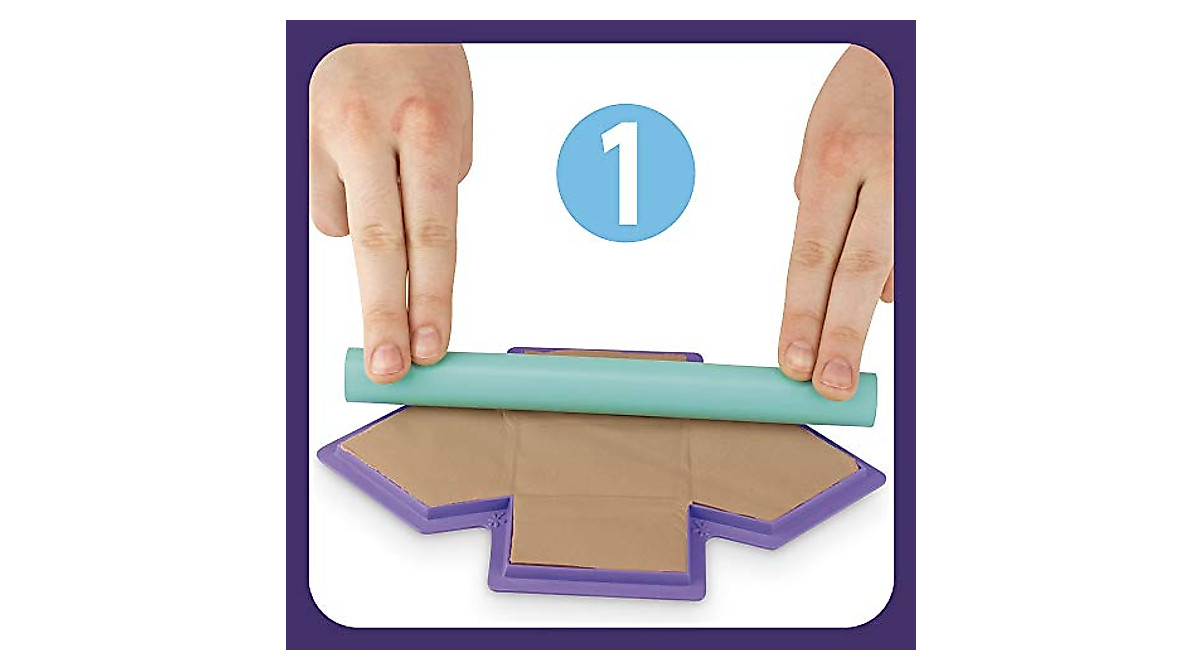 Play-Doh Gingerbread House Kit for Creative Kids