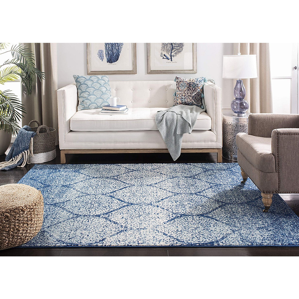 SAFAVIEH Madison Collection X-Large Area Rug - 12' x 15', Navy & Blue, Glam Ogee Trellis Distressed Design, Non-Shedding & Easy Care, Ideal for High Traffic Areas in Living Room, Bedroom (MAD604N)