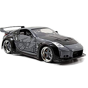 D.K.'s Nissan 350Z Black "Fast n Furious" Movie 1/24 by Jada 97172 Full Body Grey Design and Black Hood