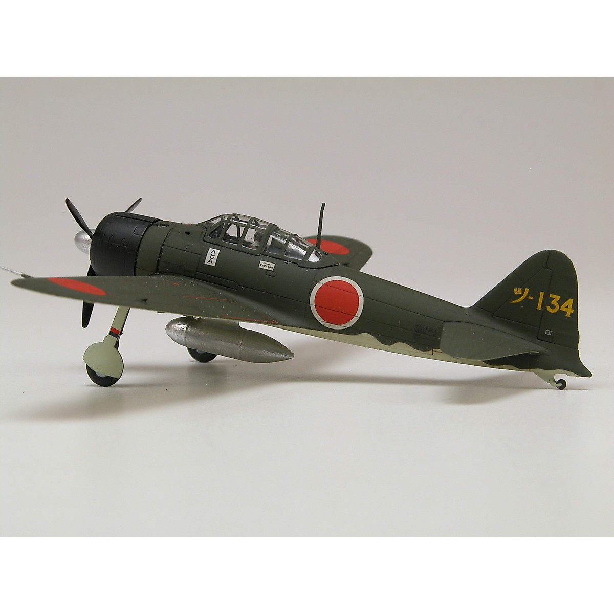 Airfix A01005 Mitsubishi Zero Model Building Kit, 1:72 Scale, Navy