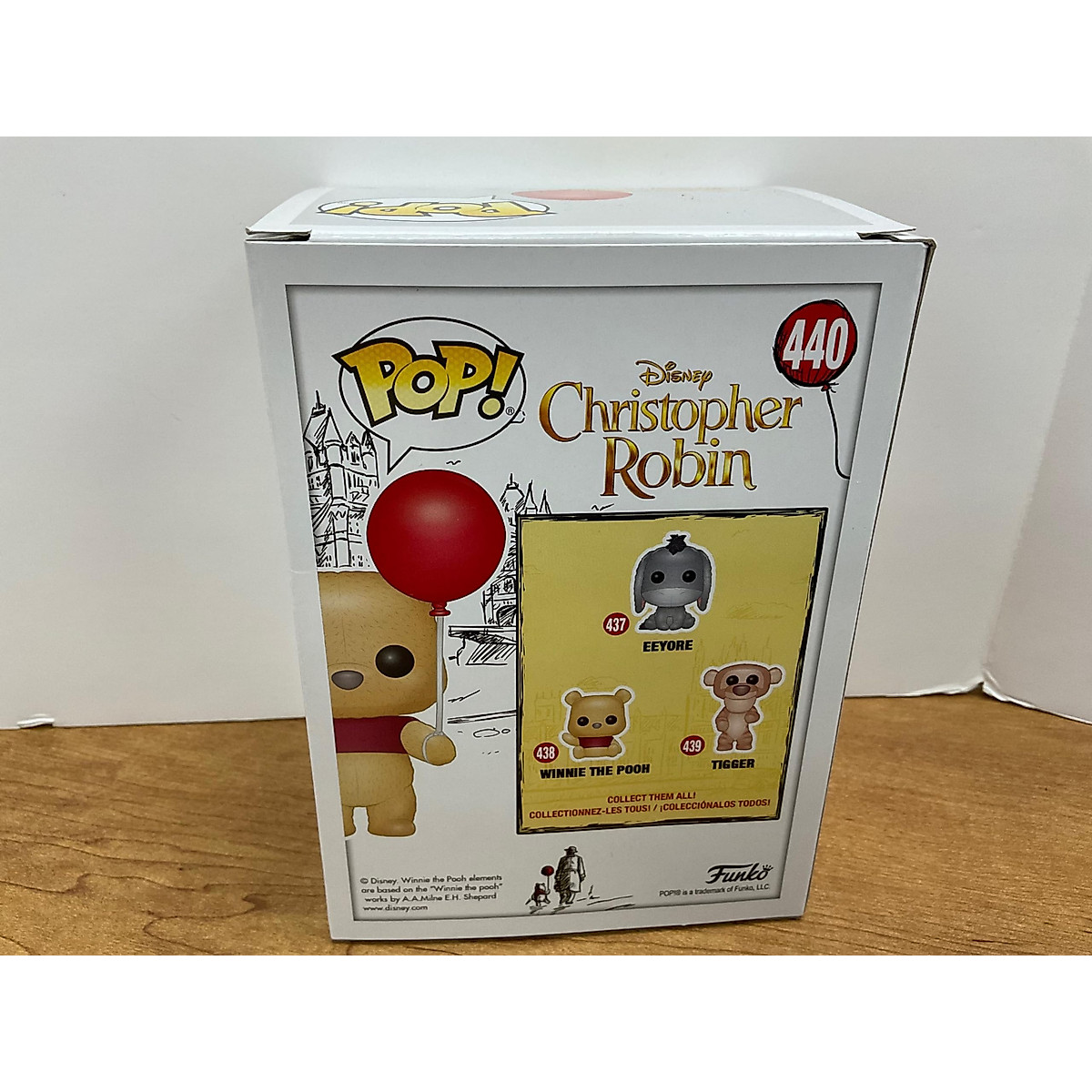 Funko POP! Disney: Christopher Robin - Winnie The Pooh [With Red Balloon - Flocked] # 440 - BoxLunch Exclusive!