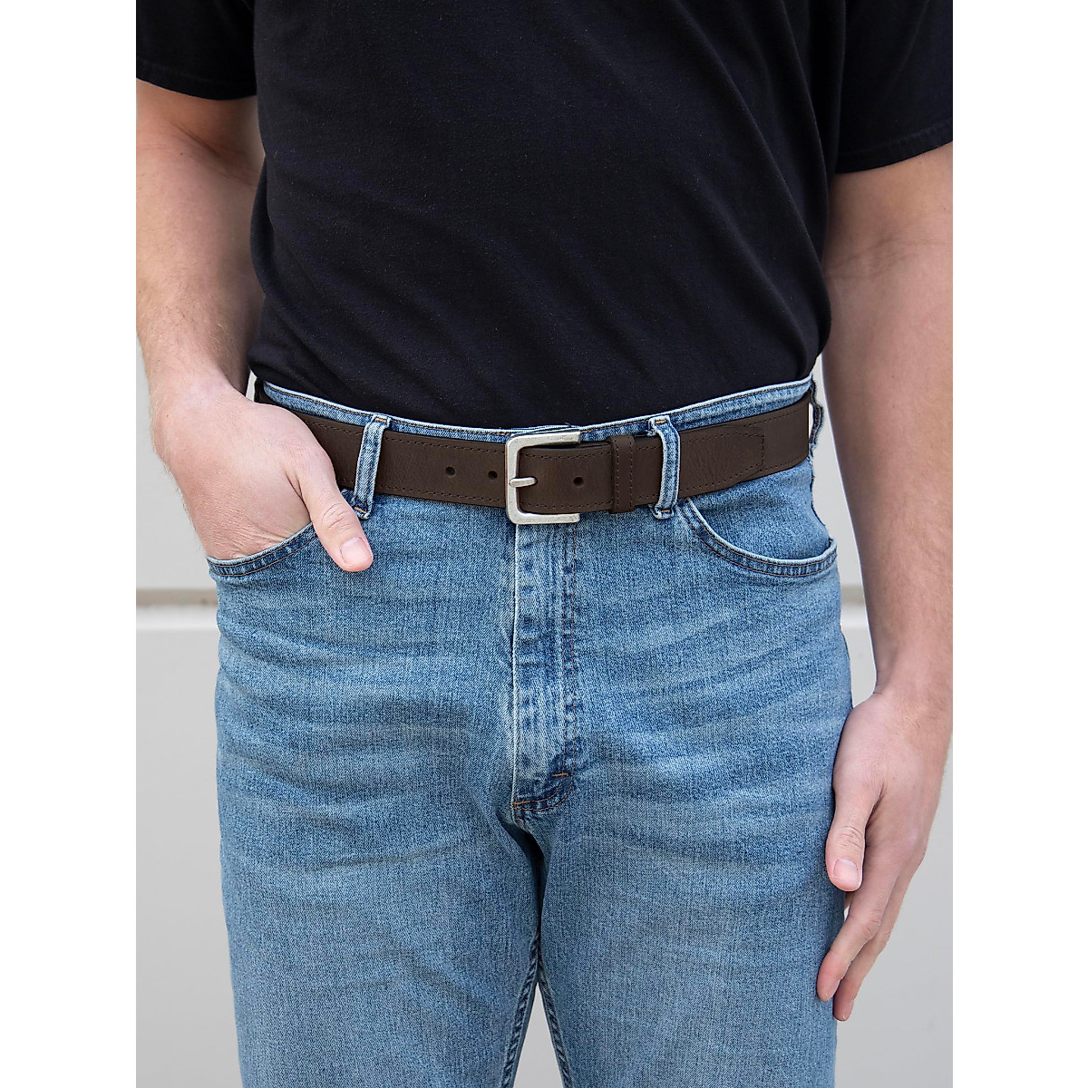 Wrangler Men’s Leather Country Casual Every Day Dress Belt for Jeans, Khakis Brown 34
