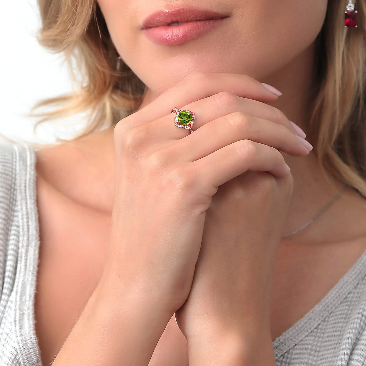 Gem Stone King 18K Rose Gold Plated Silver Ring Cushion Peridot and Moissanite (1.90 Cttw) (Size 7)