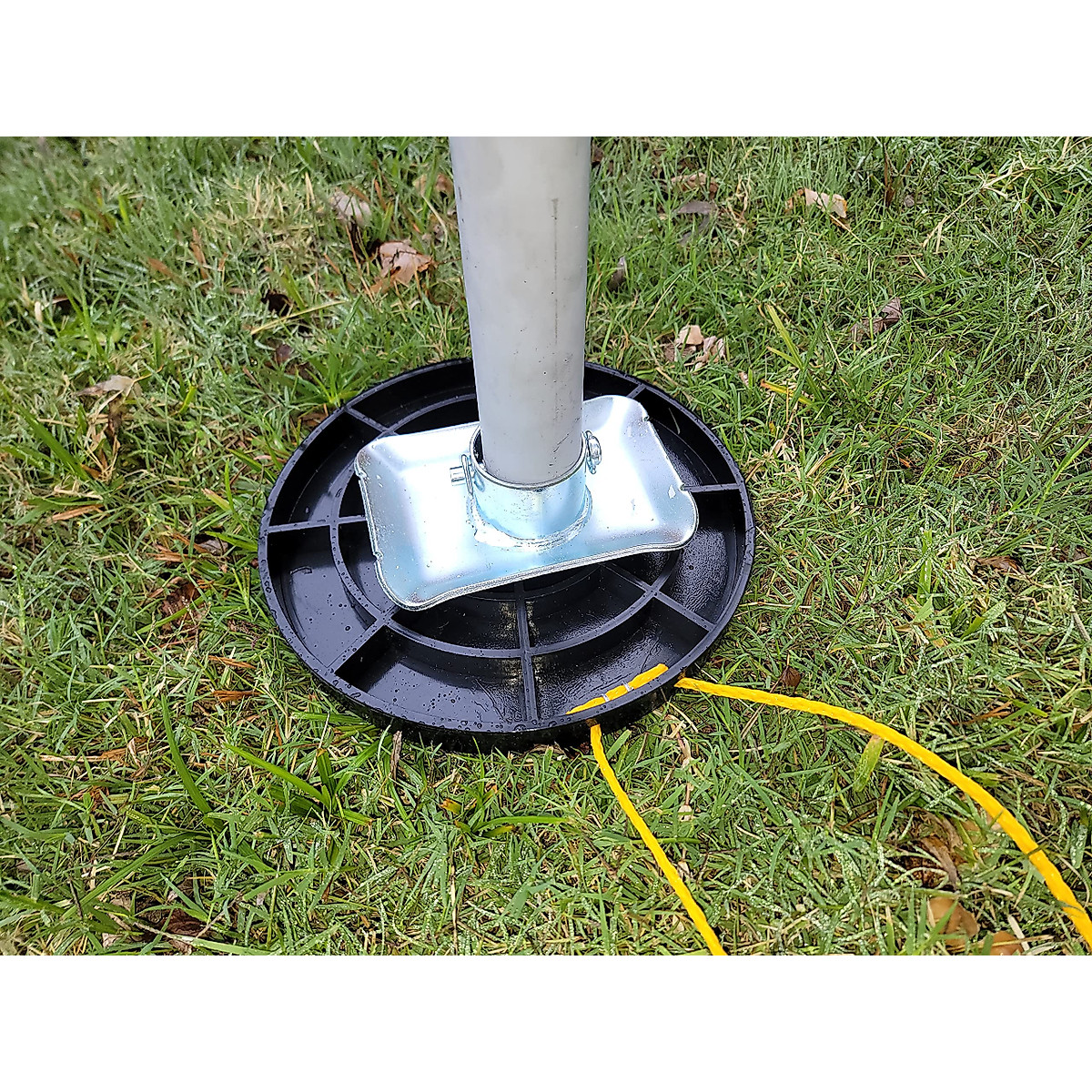 BULLKE Large Heavy Duty Strongest RV Stabilizing Jack Pads with Rope Handle, Helps Prevent Jacks from Sinking, 10.375 Inch x 1 Inch Pad - 2 Pack (Made in USA from 100% Recycle Plastic)