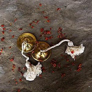 De Kulture Handmade Pure Brass Manjeera Percussion Instrument Indian Cymbal Clapper Bell For Religious Ceremonies Bhajans Healing Yoga Meditation, 3X1 (DH) Inches