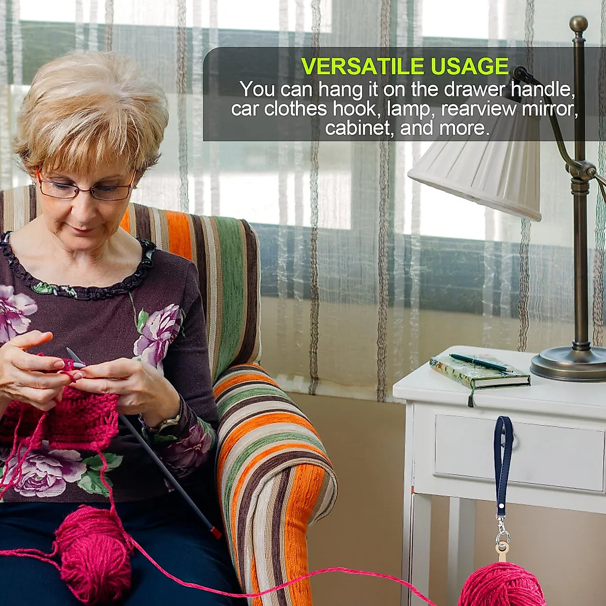 1 Set Portable Wrist Yarn Holder, Wood Wrist Yarn Holder with Leather Wristband, Yarn Holder for Crocheting, Crocheting Gift for Craft Lover