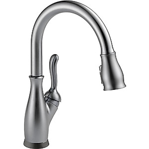 Delta Faucet Leland Brushed Nickel Kitchen Faucet, Kitchen Faucets with Pull Down Sprayer, Kitchen Sink Faucet, Faucet for Kitchen Sink with Magnetic Docking Spray Head, Arctic Stainless 9178-AR-DST