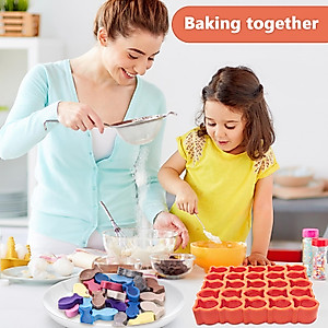 Sidosir 25-Cavity GoldFish Cracker Cookie Cutter, Mini Plastic Fish Biscuit Cutter for Tiny Treats,Fish Shaped Foods, Cookies