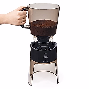 OXO Good Grips Cold Brew Coffee Maker (32 ounces) with 50 Paper Filters