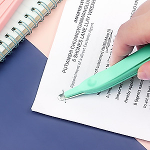 ZZTX 4 PCS Professional Magnetic Staple Remover Puller Rubberized Staples Remover Staple Removal Tool for School Office Home(Blue, Pink, Purple, Green)