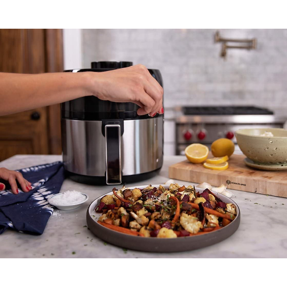 Bella Pro Series 5.3-qt. Digital Air Fryer with Viewing Window Stainless Steel