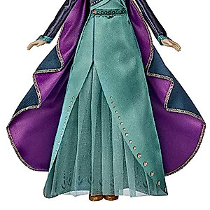 Disney Frozen 2 Frozen Finale Set, Anna, Elsa, Kristoff, Olaf, Sven Dolls with Fashion Doll Clothes and Accessories, Toy for Kids 3 and Up (Amazon Exclusive)