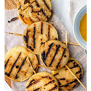 TomorrowSeeds - Vidalia Onion Seeds - 200+ Count Packet - for 2024 (Yellow Granex) Sweet Onions Shortday USA Vegetable Scallion Green White Red