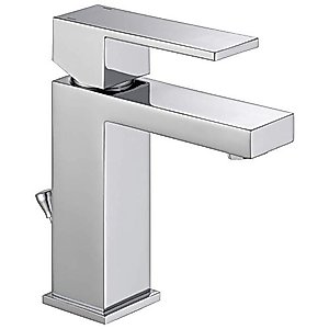 Delta Faucet Modern Single Hole Bathroom Faucet, Single Handle Chrome, Bathroom Sink Faucet, Drain Assembly, Chrome 567LF-PP