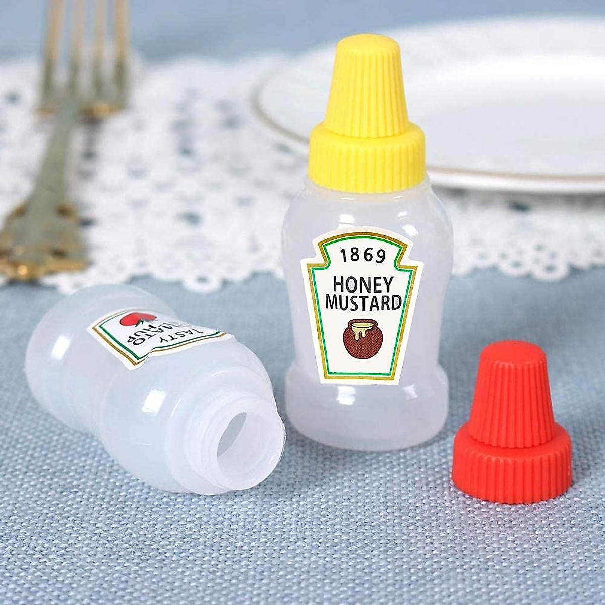 U&S 2pcs 25ml/0.84oz Mini Ketchup Bottle Condiment Squeeze Bottles Honey Mustard Squeezable Jar Portable Sauce Container for School Office Worker Bento Box BBQ, Yellow,red