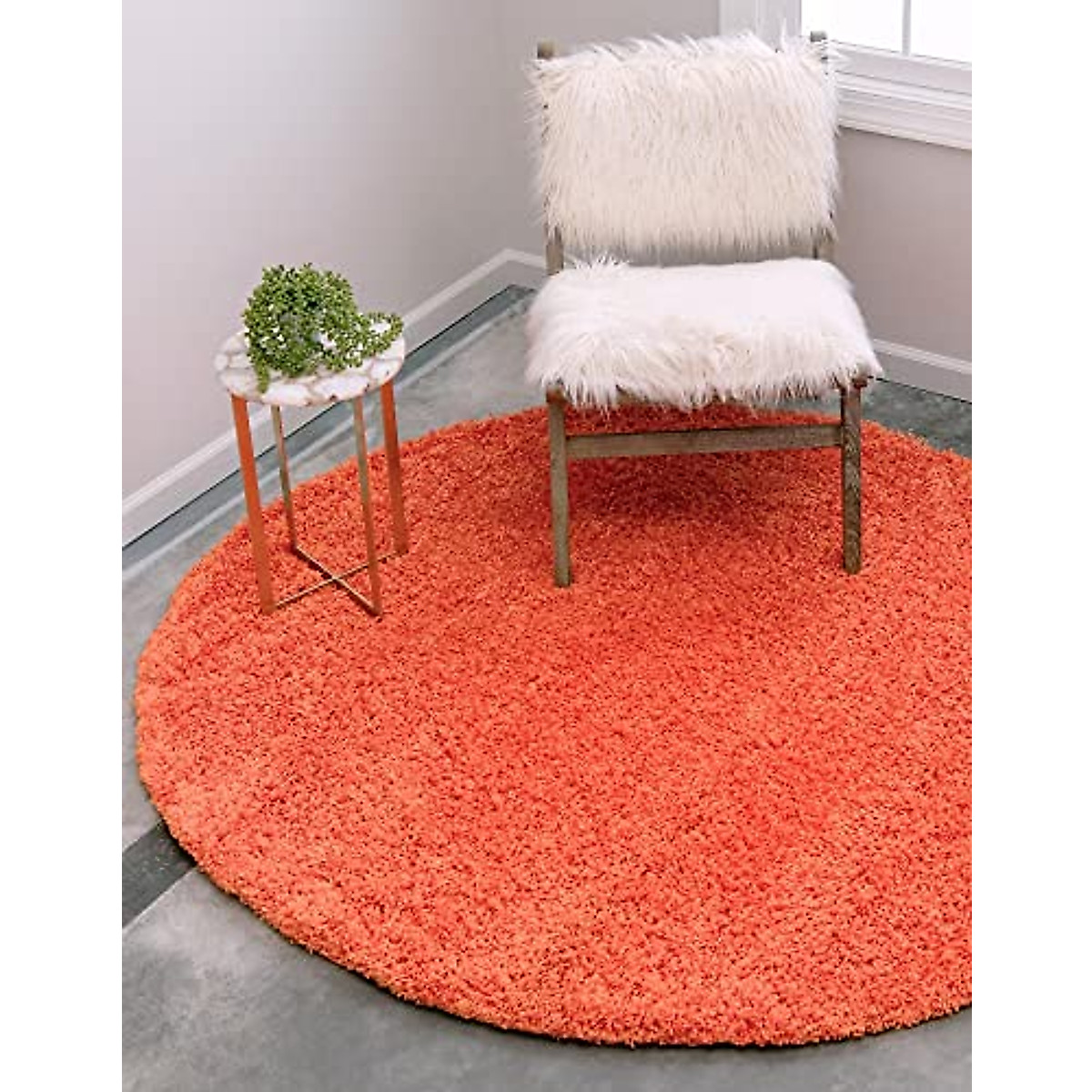 Rugs.com - Über Cozy Solid Shag Collection Rug – 4 Ft Round Tiger Orange Shag Rug Perfect for Kitchens, Dining Rooms