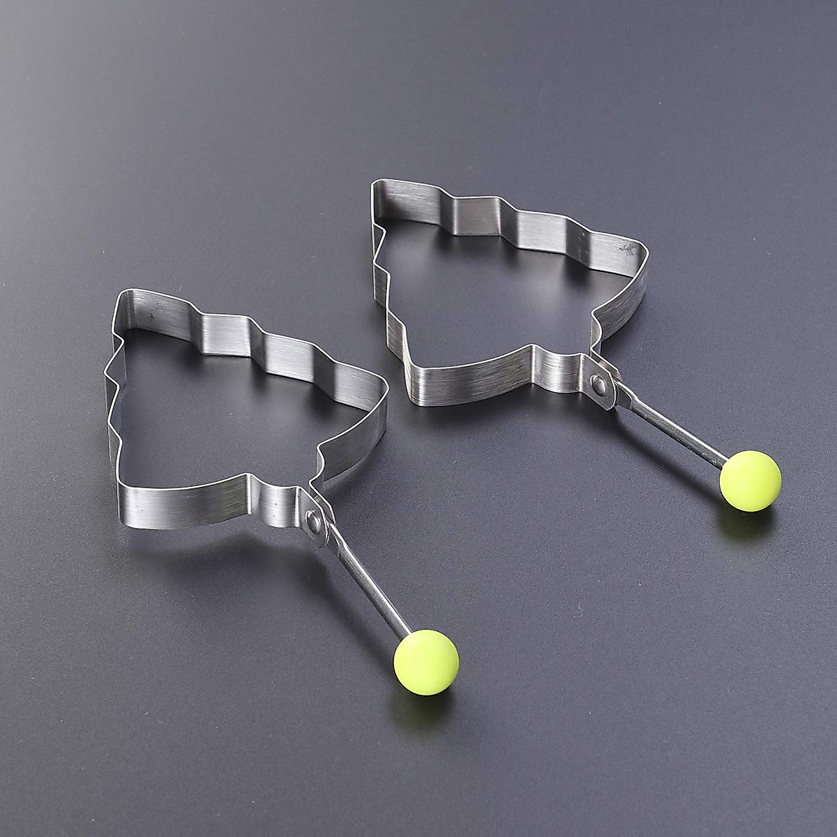 DOITOOL 2 Pcs Stainless Steel Omelette Egg Frying Mold Fried Egg Shaper Pancake Mould DIY Kitchen Cooking Tools (Christmas Tree) Christmas Supplies