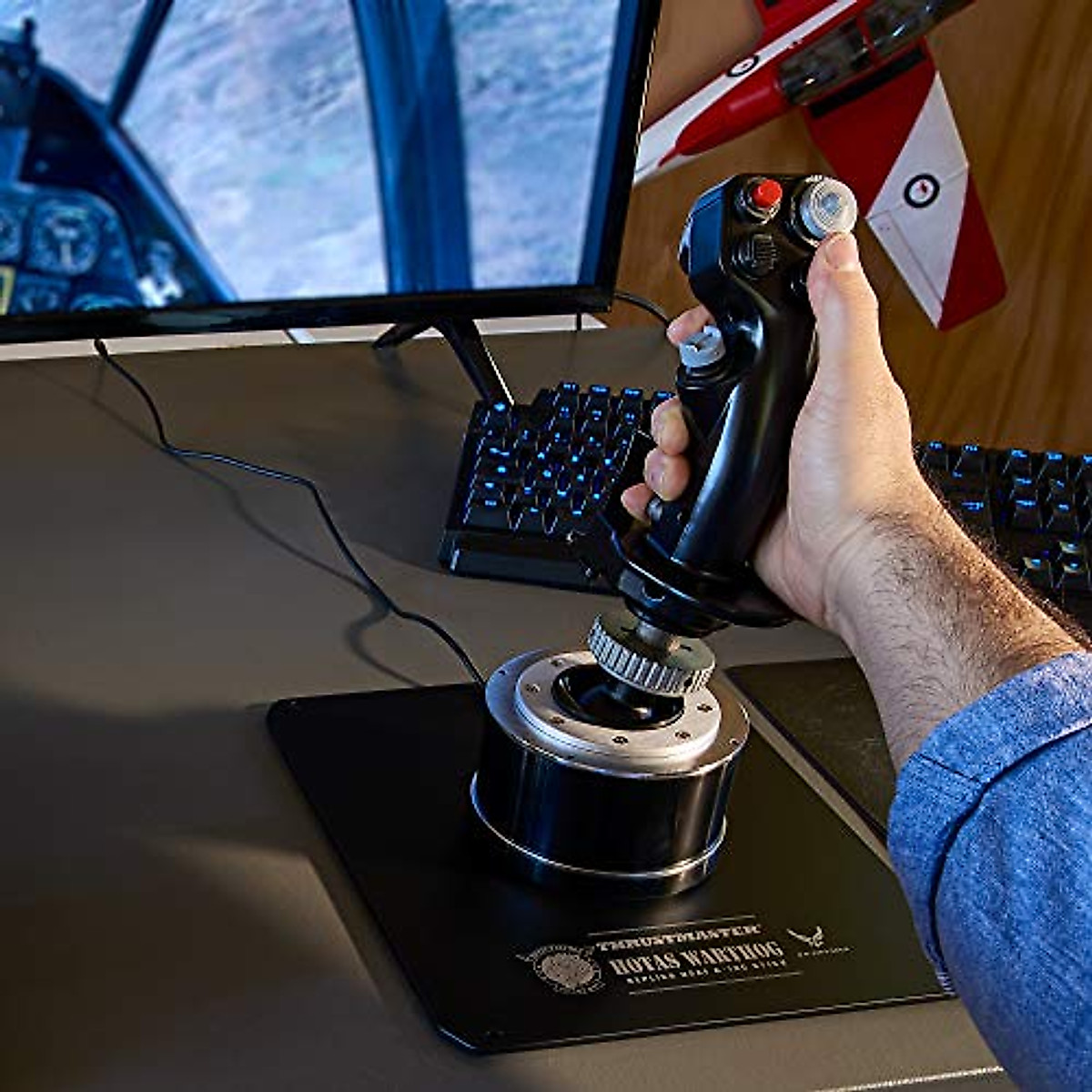 Thrustmaster HOTAS Warthog Flight Stick for Flight Simulation, Official Replica of the U.S Air Force A-10C Aircraft (Compatible with PC)