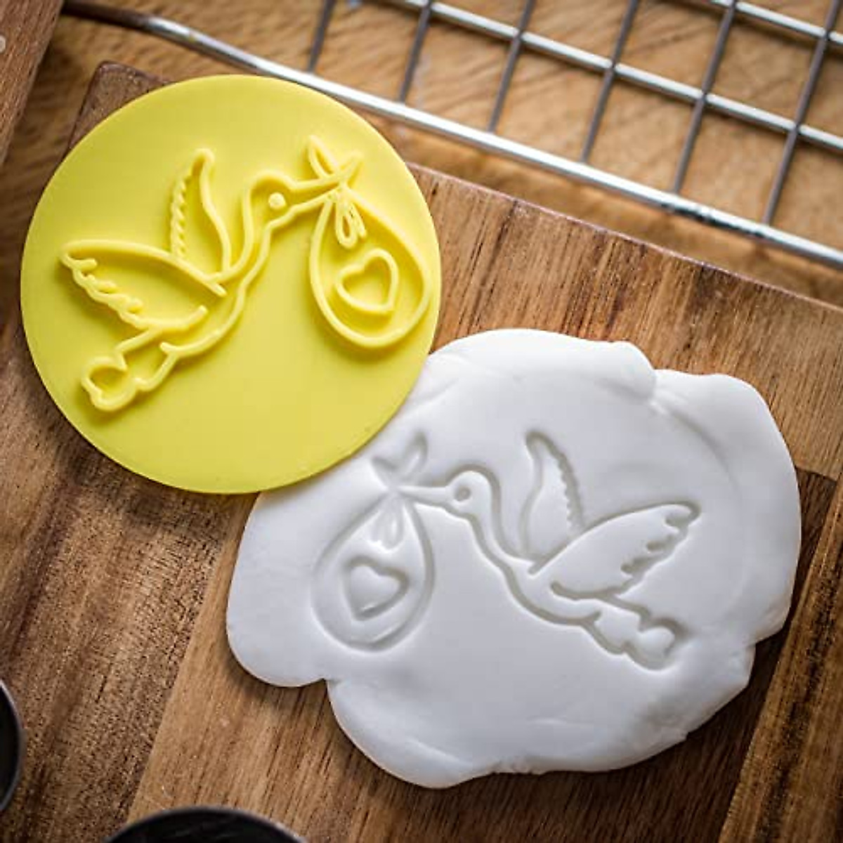 The Cookie Cutter Hub Cute Baby Stork Embosser/Stamp for Cupcakes Fondant Icing Clay Cake Baking Decoration