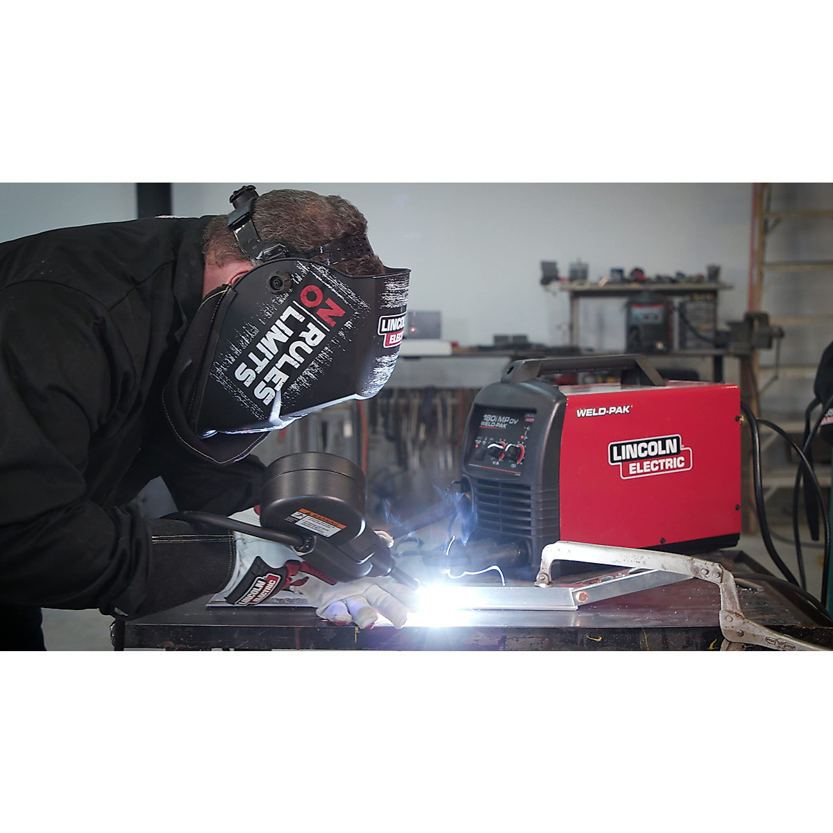 Lincoln Electric No Rules No Limits Welding Helmet K4983-1, Auto Darkening, Lightweight Weld Headgear, Shade 7-13, Grind Mode, Use for Stick, TIG, Pulsed TIG, MIG, Pulsed MIG, Flux Core, Gouging