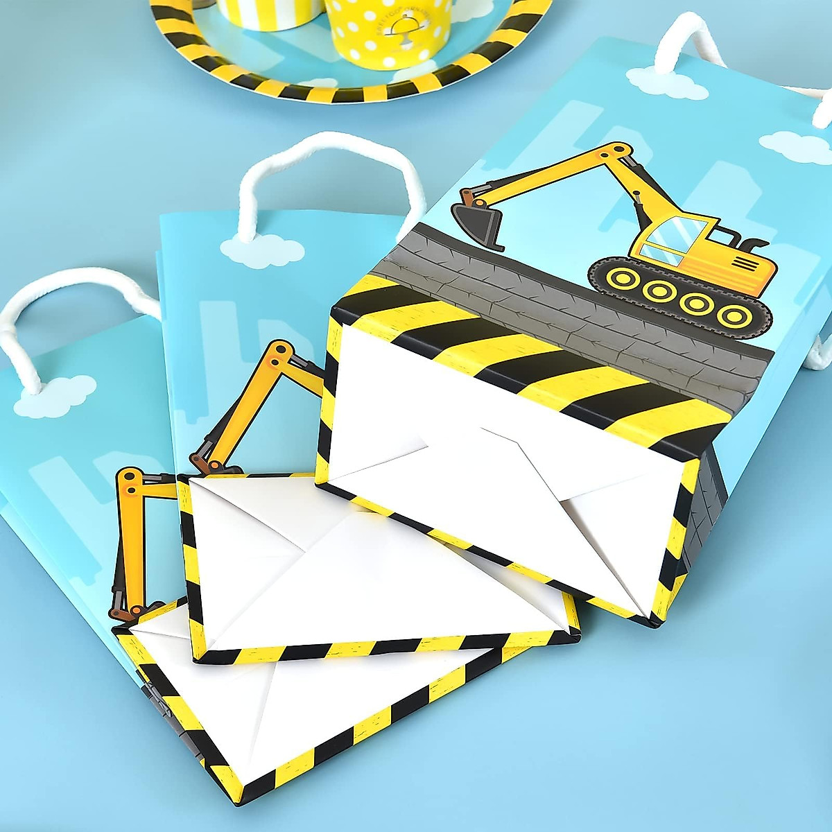 WERNNSAI 16PCS Construction Goodie Bags - Construction Birthday Party Favors Bags for Kids Boys Construction Party Supplies Dump Truck Tote Bags Candy Treat Gift Storage Bags Birthday Baby Shower