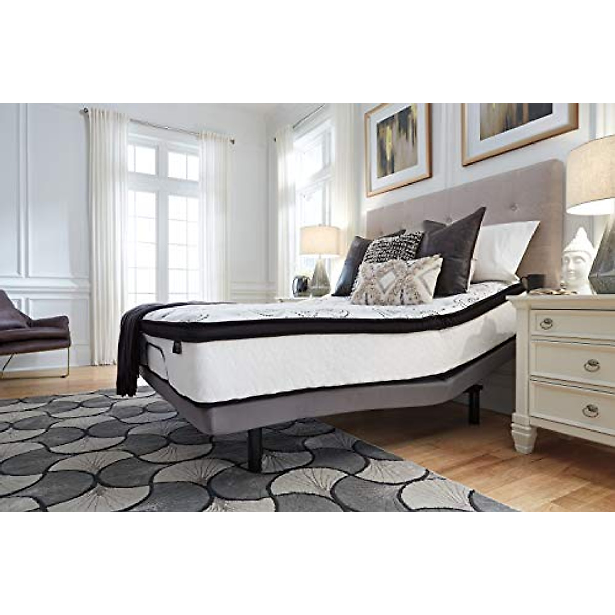 Signature Design by Ashley California King Size Chime 12 Inch Medium Firm Hybrid Mattress with Cooling Gel Memory Foam