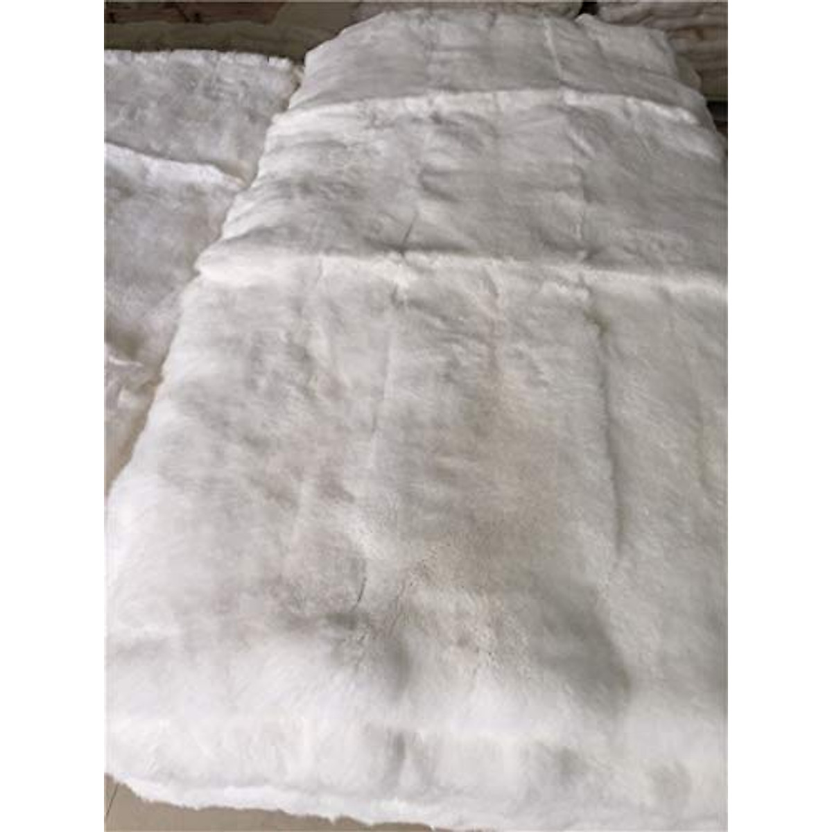 Real White Genuine Rabbit Fur Plate Rug Throw Blanket Rugs and Carpets for Living Room White 22X43in