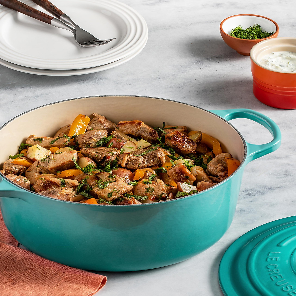 Le Creuset Signature 6.75-quart Round Wide Oven with Copper Knob - Enameled Cast Iron (Caribbean)