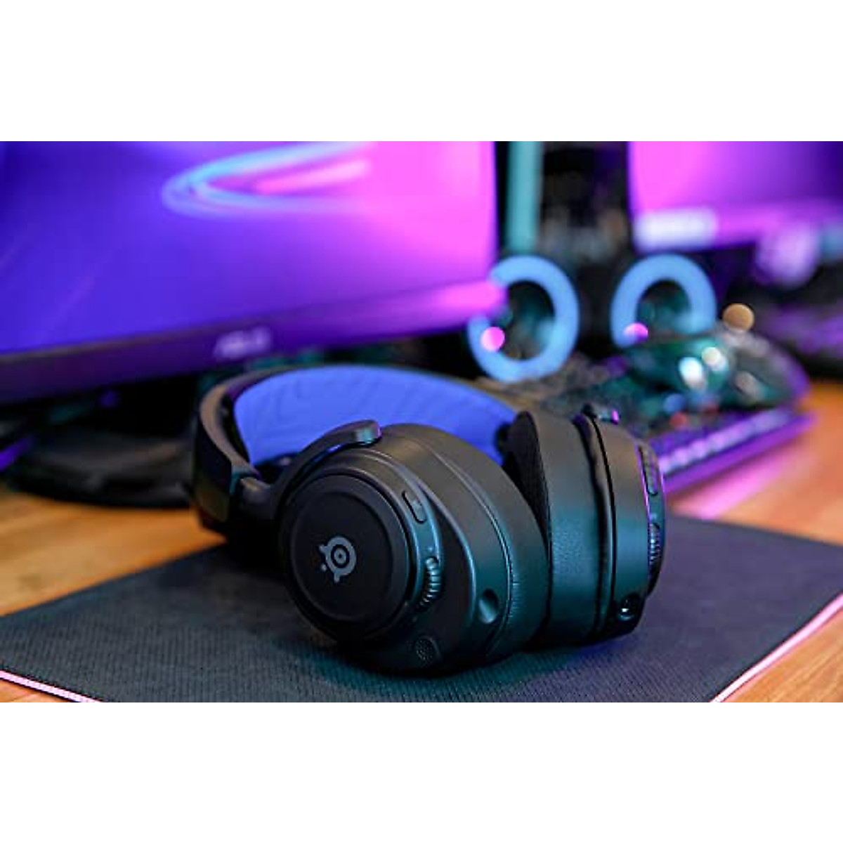 WC Freeze for Arctis Nova - Hybrid Fabric Cooling Gel Replacement Earpads for Arctis Nova Pro Wired, Nova 7, 3, 1 - Made by Wicked Cushions (Does Not Fit Nova Pro Wireless) | Black