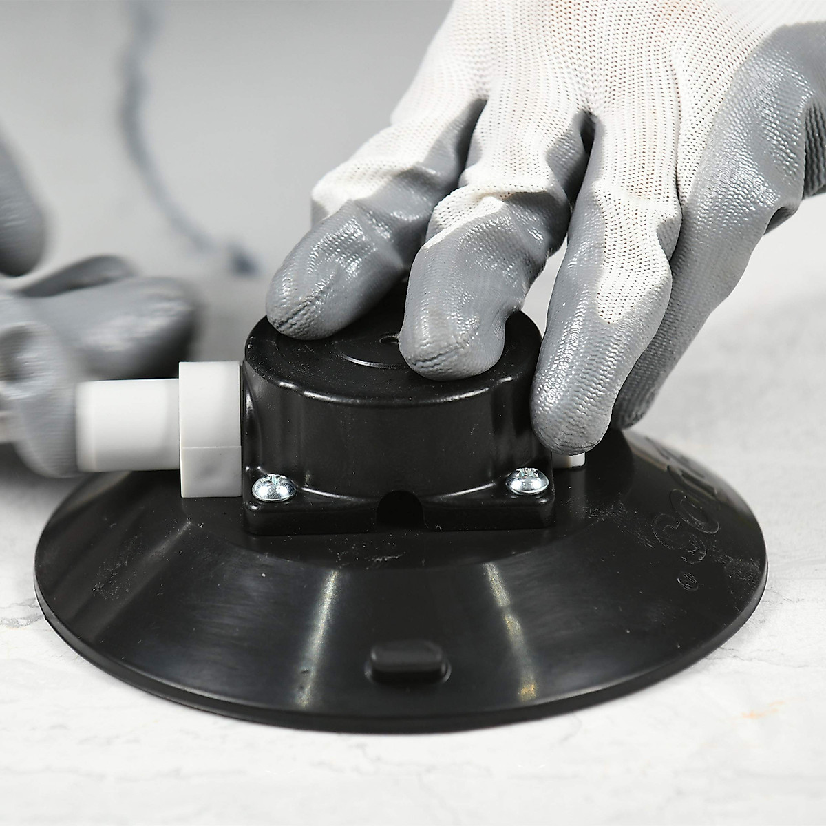 ZUOS 4.5" Car Camera Mounting Kit Pump Vacuum Suction Cup Mount, Professional Camcorder Vehicle Holder w/ 360° Panorama Ball Head and 180°, DSLR Camera Video Stabilizer Car Sucker Cup Holder (4.5")