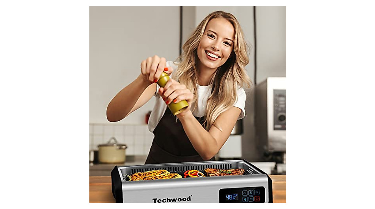 Techwood 1500W Smokeless Electric Grill with LED Control & Removable Plates