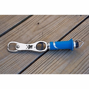 CUDA 11.5" Grip & Scale | Durable For Saltwater and Freshwater Use Up to 50 LBS Fish Scales with Non-Slip Scale Pattern Grip & Stainless Steel Jaws | Lanyard Included