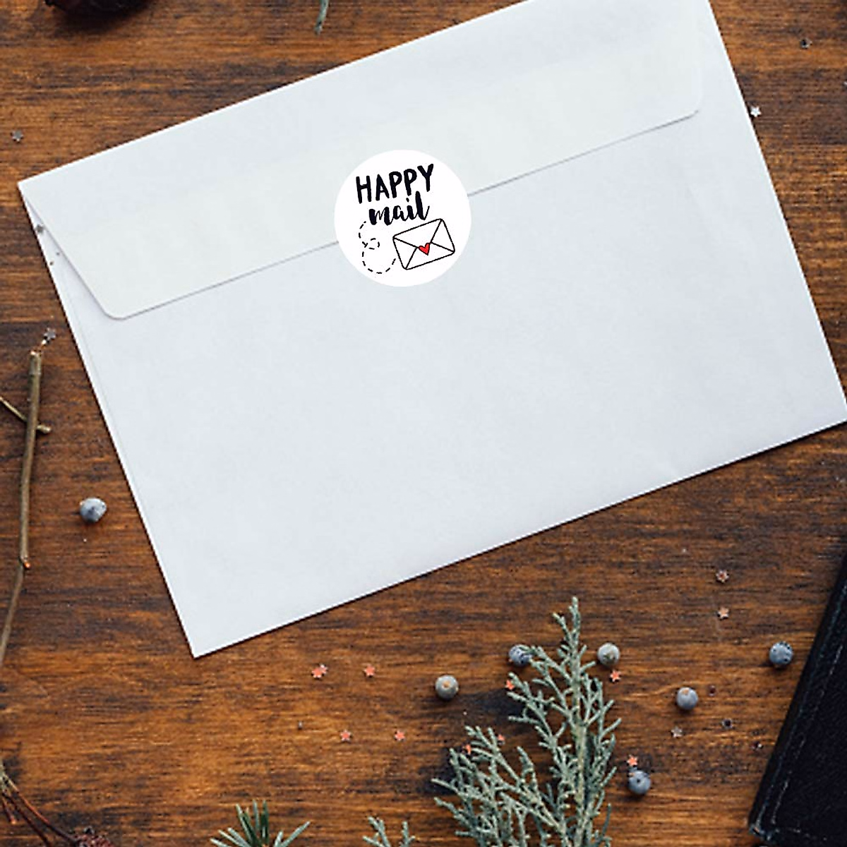 1" Happy Mail Thank You Roll Stickers for Packaging Sealing, Cute Package Labels, Envelope Seal with Heart, Thank You Roll Stickers for Greeting Cards, Bags Boxes, Ideal for Crafters & Online Sales