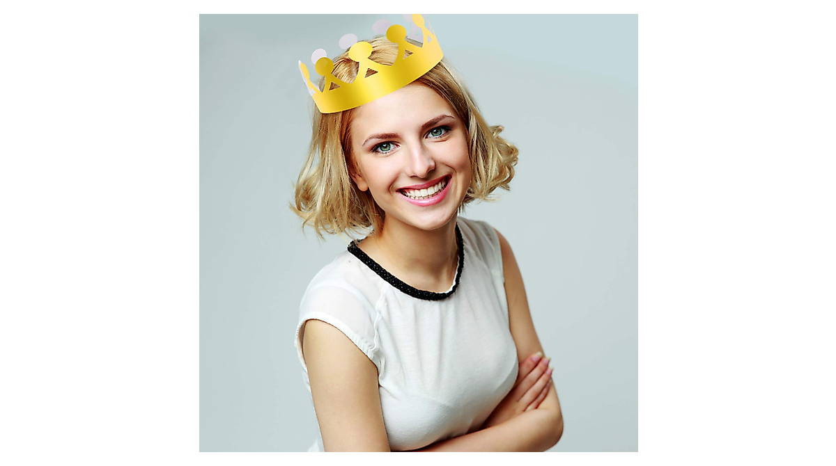 SIQUK 27 Golden Paper Crowns for Parties & Celebrations