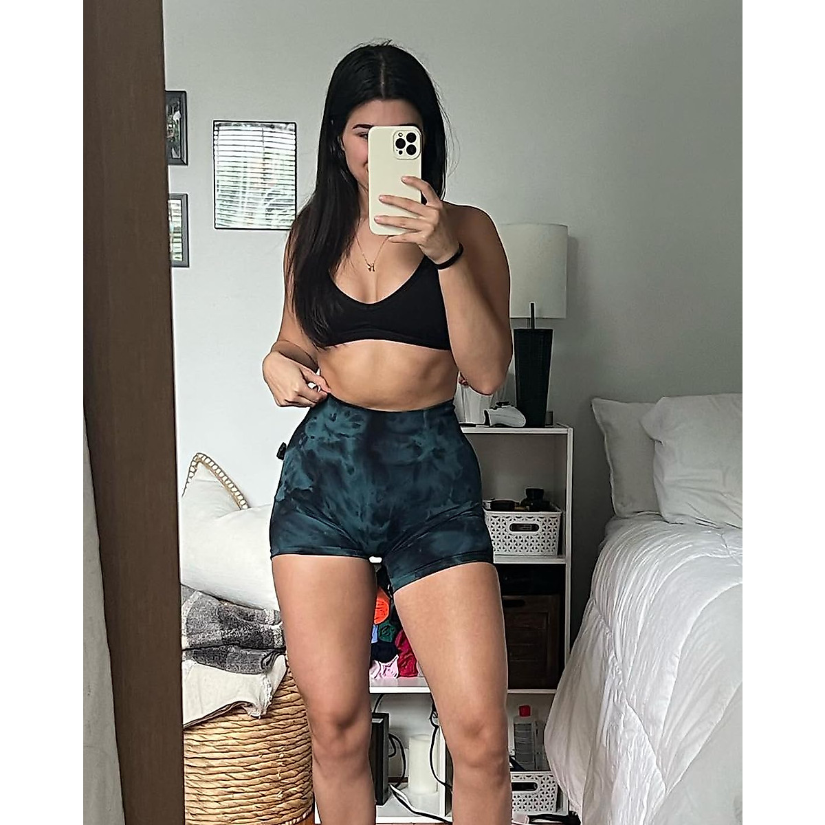 AUROLA Dream Tie Dye Workout Shorts for Women Seamless Scrunch Soft Active Shorts,Green-Black Tie Dye,M