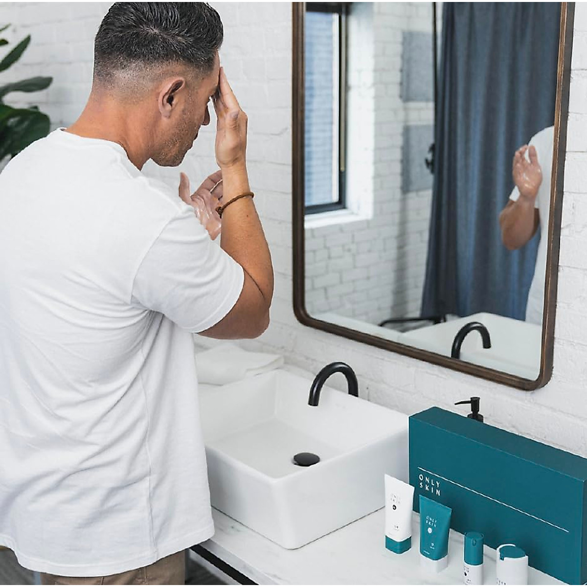 Standard Skin Care Kit, 4-Piece, Face Cleanser, Face Scrub, Day Cream & Night Moisturizer Gift Set, Back To School Gifts