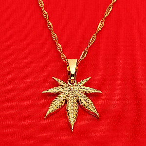 24K Yellow Gold Color Jewelry Cannabis Weed Marijuana Leaf Pendant Necklace