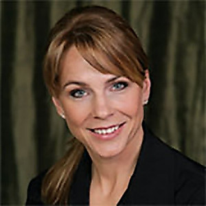 Microdermabrasion: Crystal-Free Techniques DVD - Learn How To Use a Microderm Machine In This Skin Care Training- Learn Cosmetic Procedures For a Complete Skin Rejuvenation Facial Treatment - Won A Telly Award - Best Video (2 Hrs. 7 Mins.)