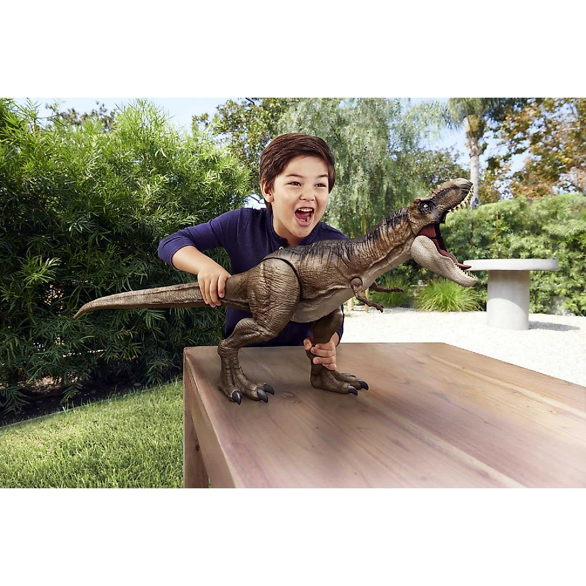 Mattel Jurassic World Super Colossal Dinosaur Action Figure, Large Tyrannosaurus Rex Dino Toy with Eating Feature, 3+ Feet Long T Rex