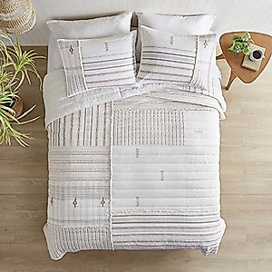 INK+IVY Salar Cotton Quilt Set - Stripe Patchwork Design with Fringe Trim Accent, Prewashed Coverlet, All Season, Breathable and Lightweight Cover, Cozy Summer Blanket, King/Cal King Natural 3 Piece