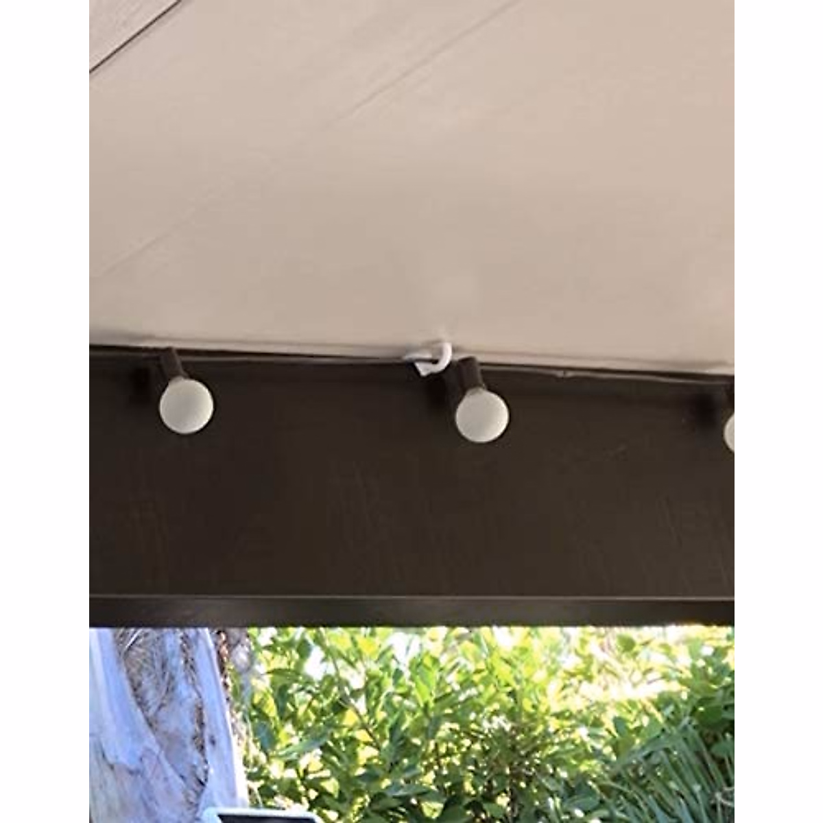 Alumahangers Flat 3" (24PK) Plastic Alumahooks for Insulated Covers. Made in The USA. Great for String Lighting and Light Weight Decorations.