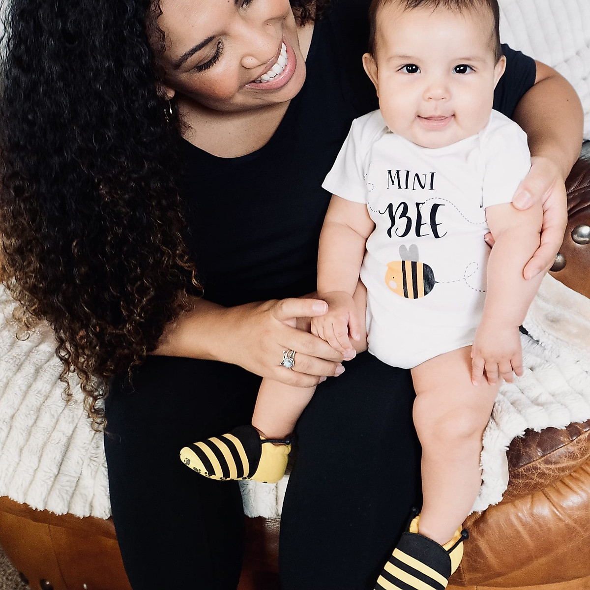 New Mom Gift Basket - Bee Theme Baby Gift Basket - Mommy Care Package, Gender Reveal & Baby Shower Gifts for Mom - Push Present, Pregnancy Gift for Friend, Sister, Daughter or Mother