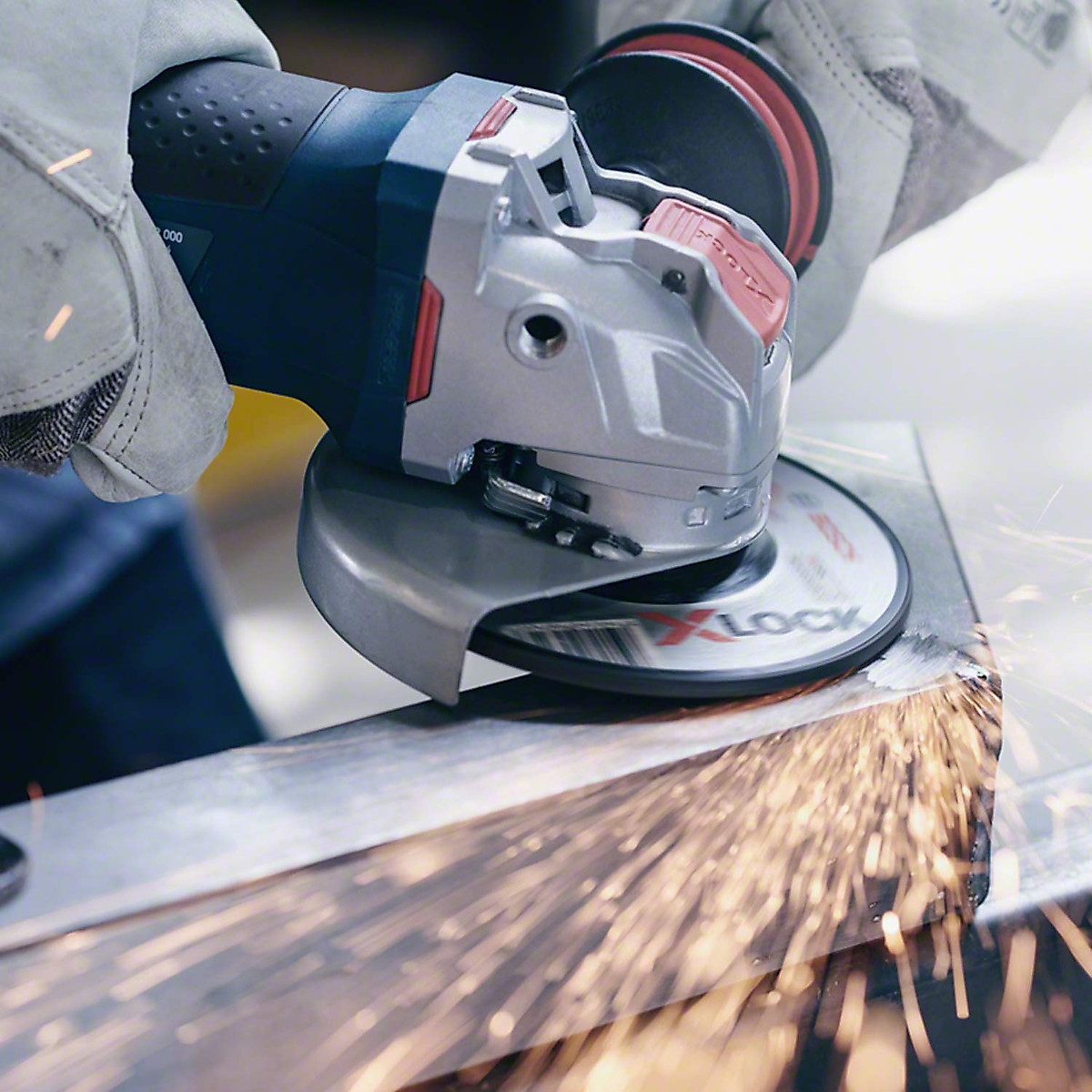 Bosch Professional 2608619258 Cranked Cutting Disc Expert (for Metal, X-Lock, Ø115 mm, Bore Ø: 22.23 mm, Thickness: 6 mm)