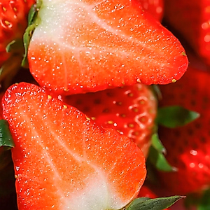 ZEshops 200pcs Cream Strawberry Seeds - Hardy Perennial Herb, Fall & Spring Planting, Vibrant Multi-Color Harvest (Red Strawberry)