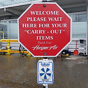 SmartSign Ice Alert Sign - 12 x 7 inch, Universal Mount Temperature Sensitive Indicator with Post-Section Bracket, 40 mil Rustproof Aluminum, Blue, Grey and White, Set of 1, Made in USA