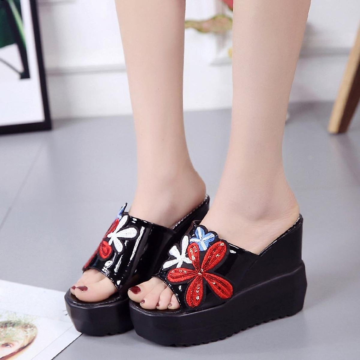 WensLTD Women's Thick-Bottom Sloped Slippers Embroidered High-Heeled Wedges Platform Shoes (6.5, Black)