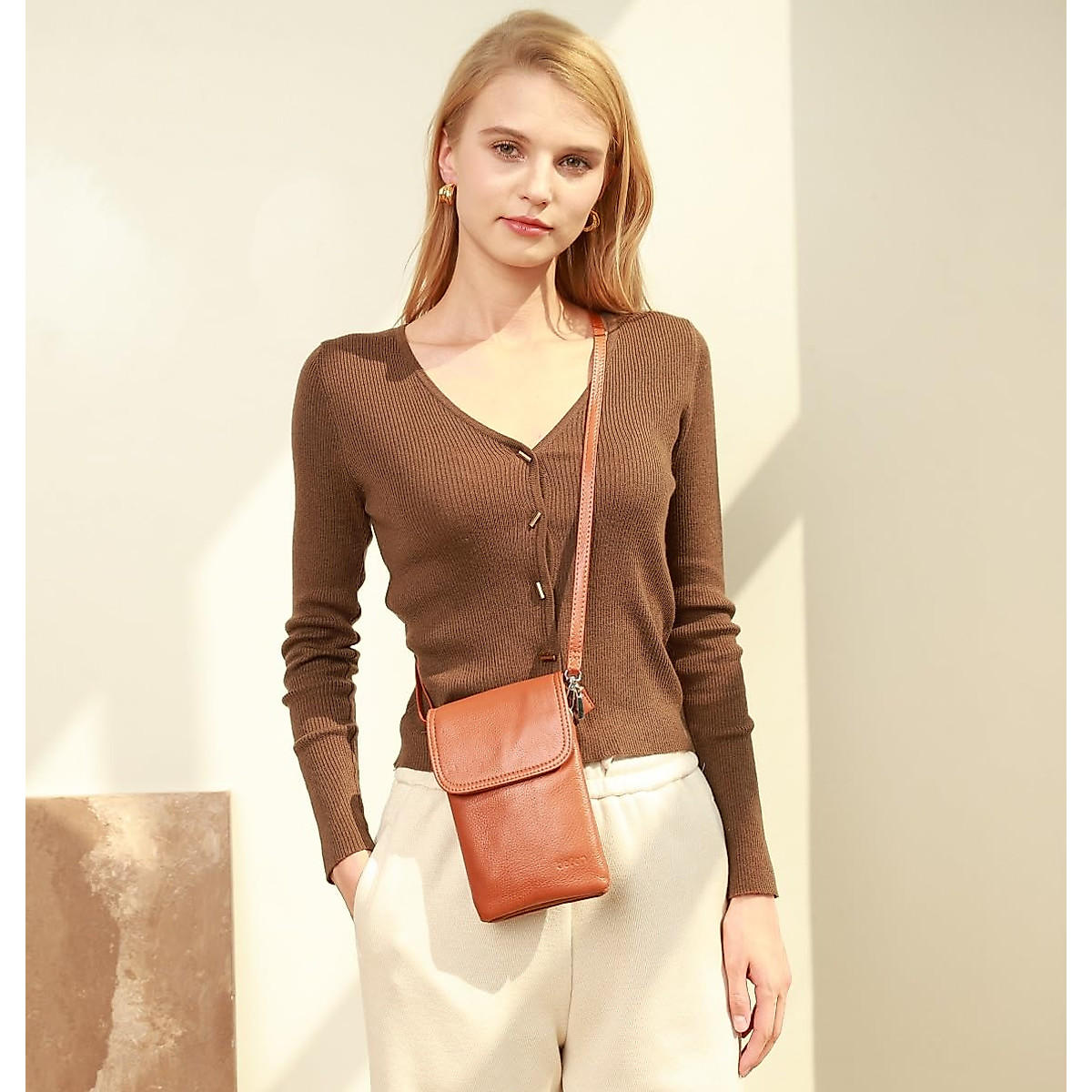 befen Leather Crossbody Wallet Purses and Handbags Cell Phone Smartphone Trendy Travel Cross Body Bags for Women - Fit iPhone 15 Pro Max, Cognac Brown