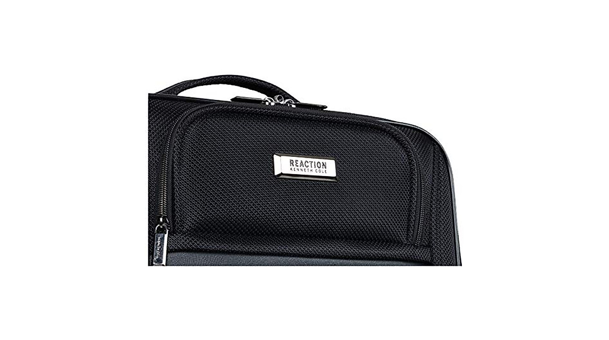 Kenneth Cole Reaction 20-Inch Expandable Spinner Suitcase