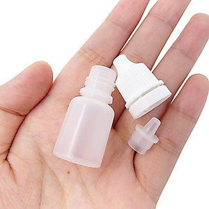 Honbay 30PCS 5ML Plastic Empty Squeezable Dropper Bottles Portable Eye Drop Bottle Containers Eye Liquid Dropper Bottle with Screw Cap and Plug (White)